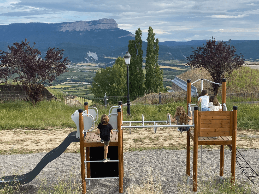 OCIO INFANTIL | Oficina de Turismo de Jaca